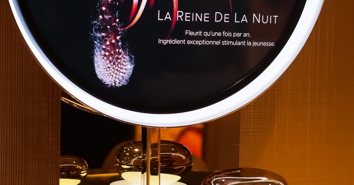 Clarins Precious, la toute nouvelle gamme luxueuse de Clarins. Rare ...