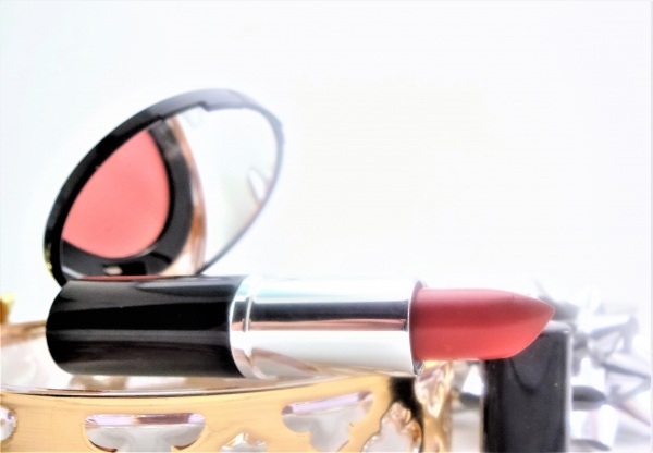 Un maquillage 100% SLA MAKE UP - Beauté-s