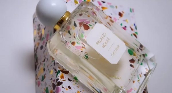 CUTIE PEAR, la nouvelle eau de toilette de Valmont, Collection Palazzo ...