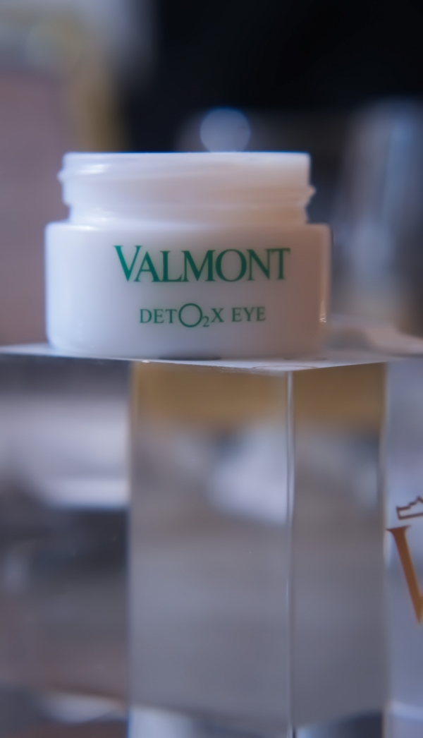 La collection DETO2X de Valmont s'agrandit: zoom sur leur nouveauté ...