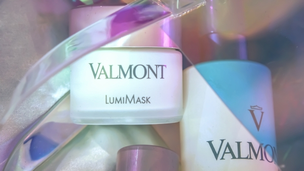 Luminosity, la nouvelle gamme lumineuse de Valmont, test et avis - Beauté-s