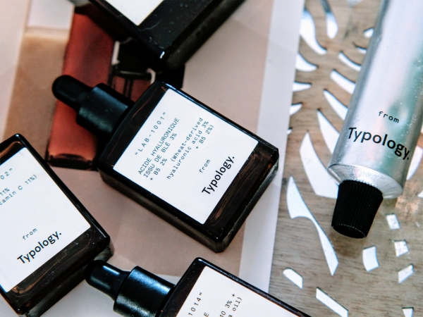 Typology Paris: des formulations minimalistes et naturelles pour une ...